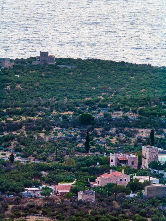 Guesthouse Toxotis, Pyrgos Dirou (updated prices 2026)