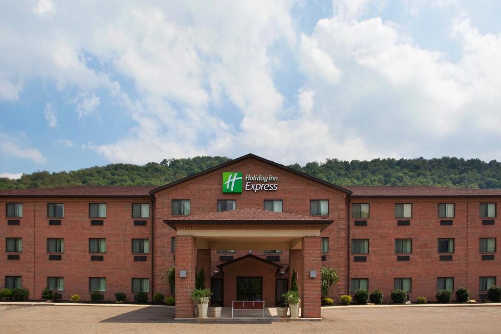 Holiday Inn Chester Wv
