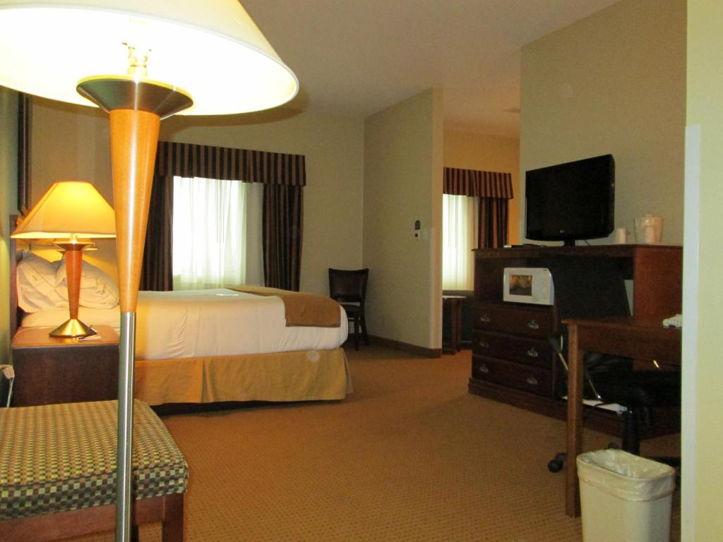 Holiday Inn Chester Wv