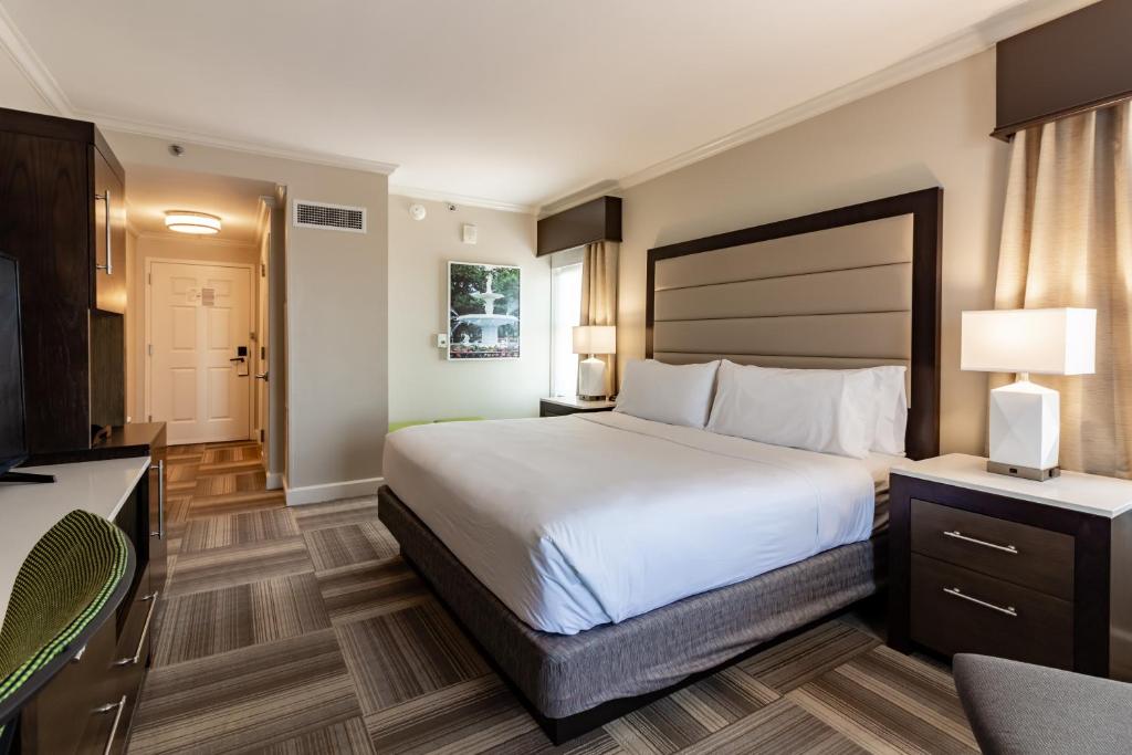 Holiday Inn Express Savannah - Historic District, Savannah (updated ...
