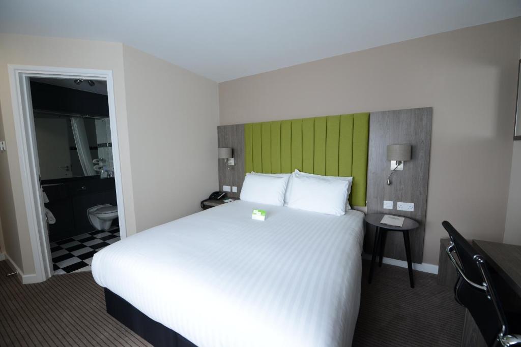 Holiday Inn Wolverhampton - Racecourse by IHG, Wolverhampton (updated ...