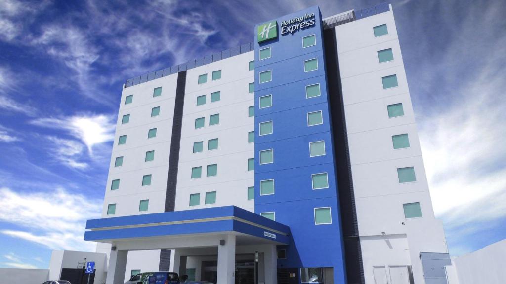 Holiday Inn Express Mérida, an IHG Hotel, Mérida – Precios actualizados ...
