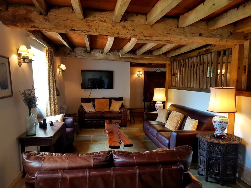 Courtyard Cottages 8 Ensuite Bedrooms Derbyshire - Derbyshire