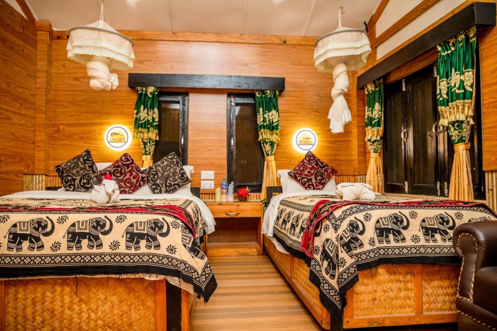 Hotel Riverside with Swimming pool, Sauraha – Updated 2024 Prices