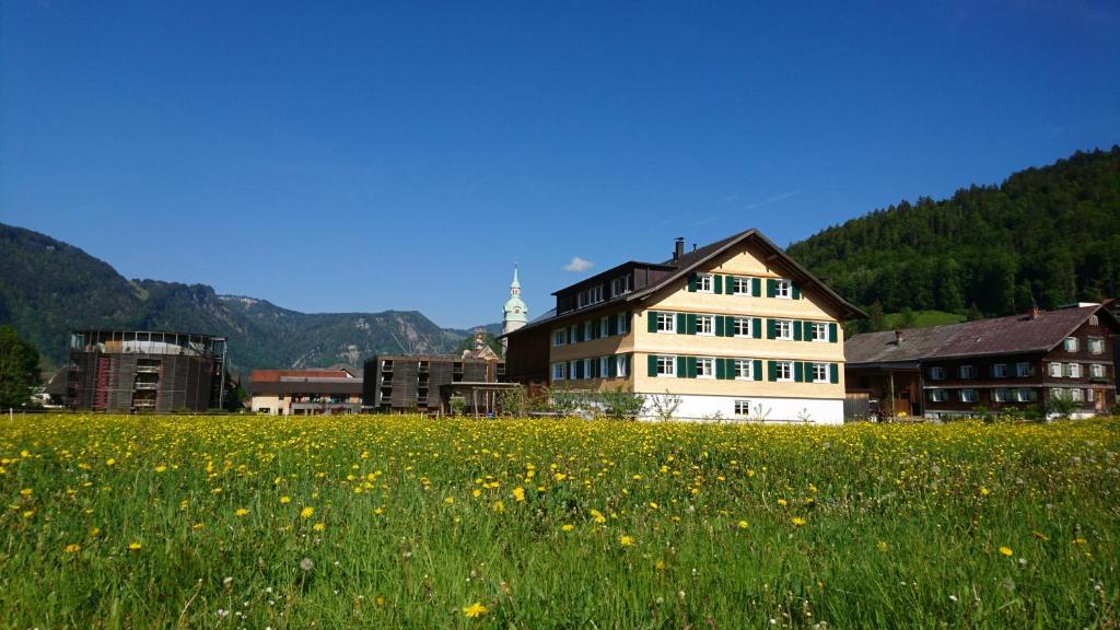 Gästehaus Appartements Egender, Bezau (updated prices 2026)