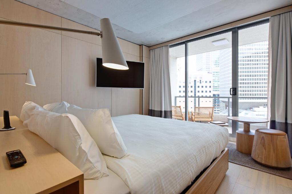 Zara Tower – Luxury Suites and Apartments, Sydney (updated prices 2025)