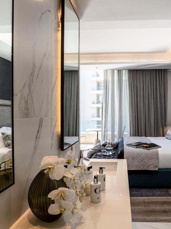 O' Two Hotel, Cape Town (updated prices 2025)