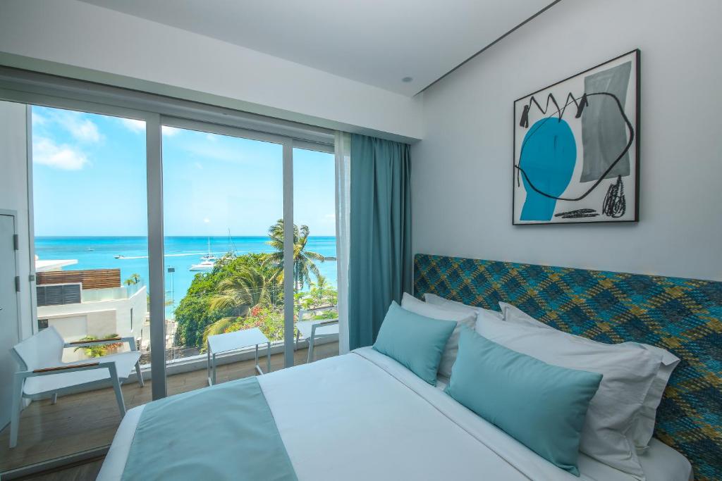 Ocean V Hotel, Pereybere (updated prices 2025)