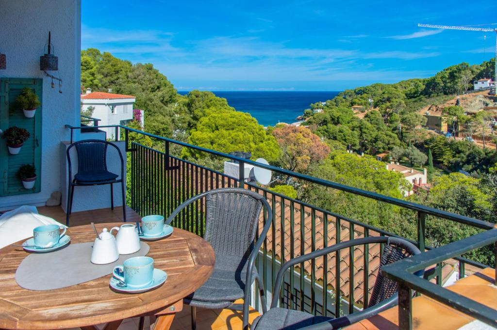 SR-32 BEGUR SA RIERA 4 PAX, Begur (updated prices 2025)