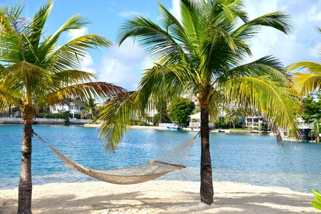 Sandyport Beach Resort, Nassau (updated prices 2025)