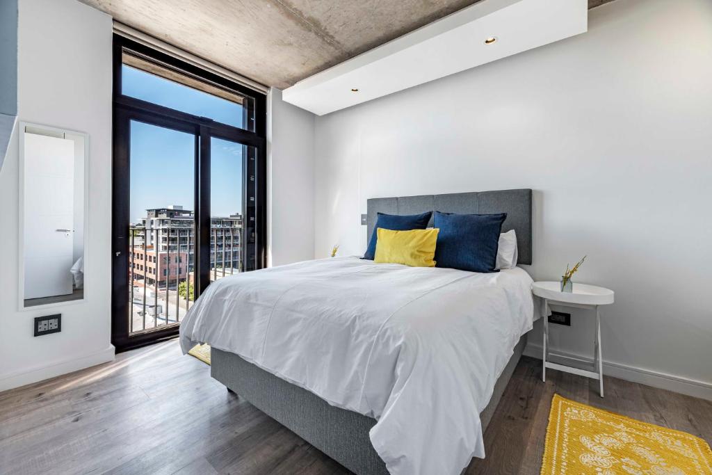 505 The Signature, De Waterkant, Cape Town (updated prices 2025)