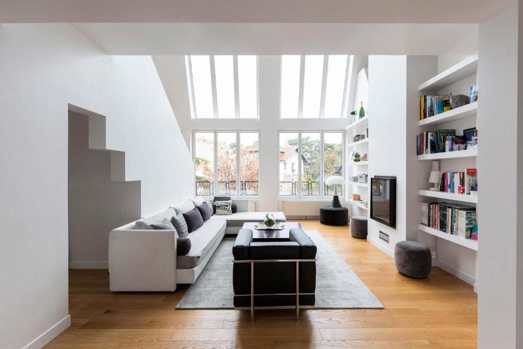 Veeve - Monochrome Heights - Fontenay-aux-Roses