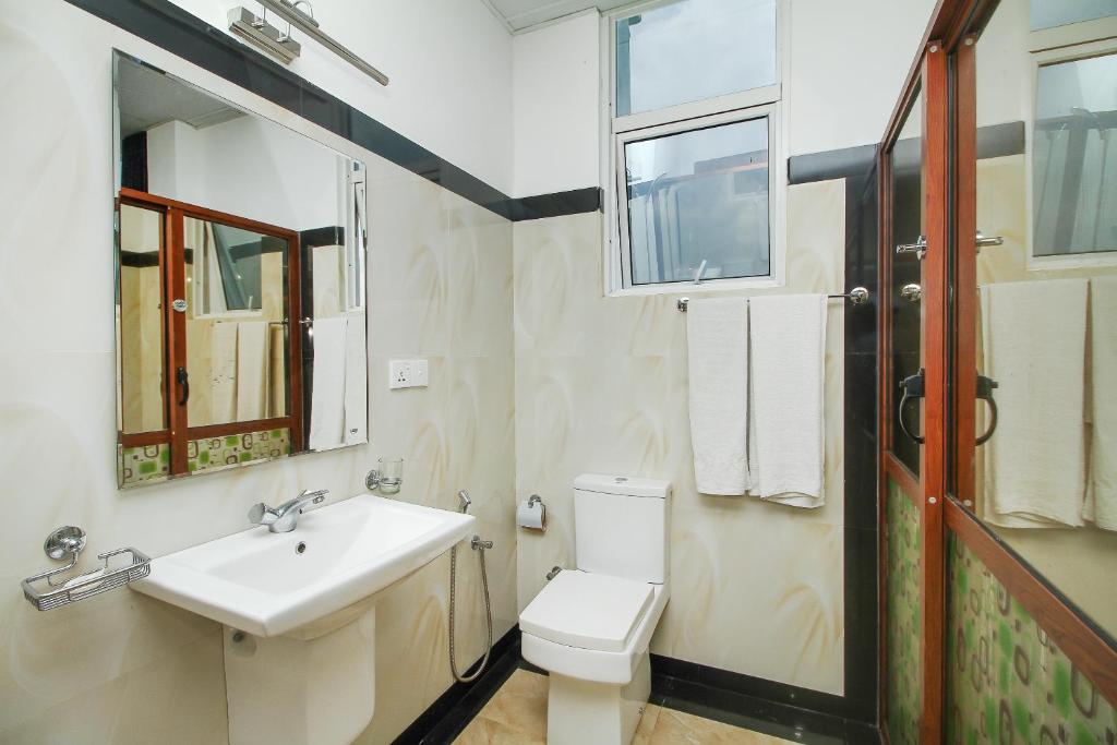 Grand Rovinka Hotel, Dehiwala (updated prices 2025)