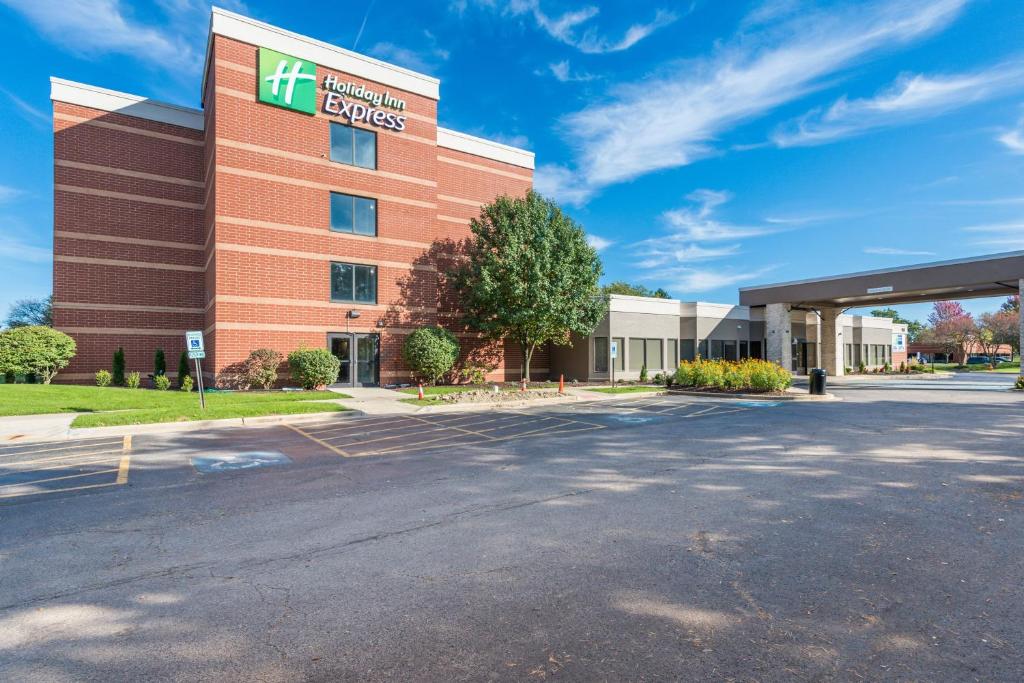 Holiday Inn Express Naperville by IHG, Naperville (updated prices 2026)