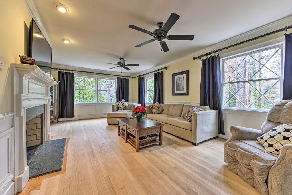 Gentry Manor in Heartland Area 19 Mi to Raleigh!, Fuquay-Varina ...