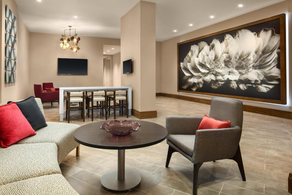 Crowne Plaza Dallas Market Ctr - Love Field, an IHG Hotel, Dallas ...