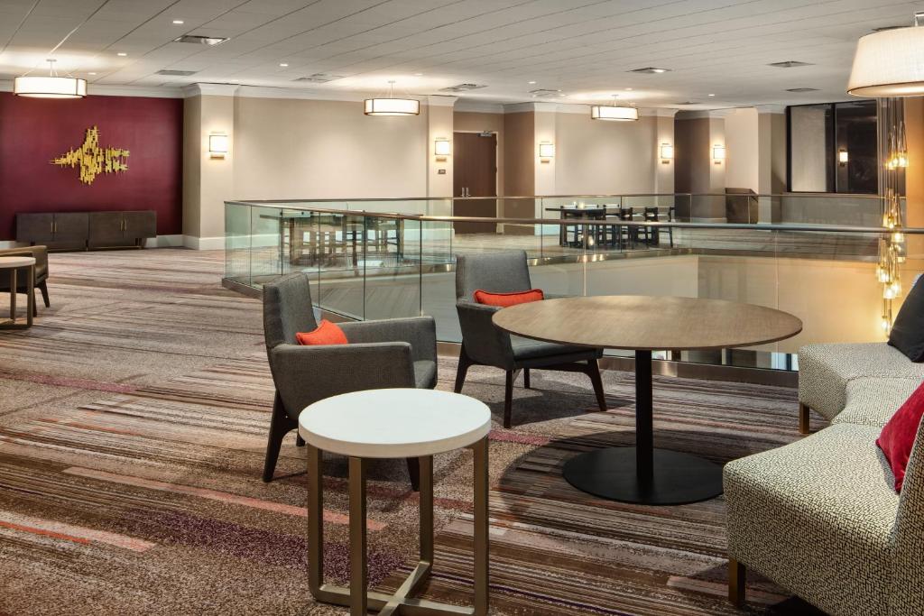 Crowne Plaza Dallas Market Ctr - Love Field, an IHG Hotel, Dallas ...