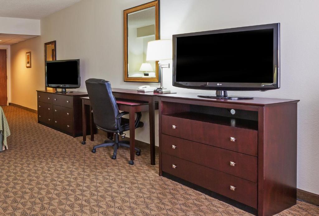 Holiday Inn Springdale-Fayetteville Area by IHG, Springdale (updated ...