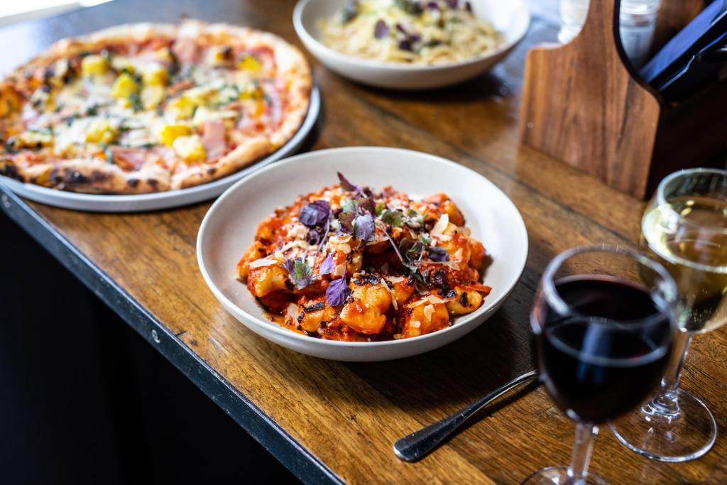 Warners at the Bay, Warners Bay (updated prices 2025)