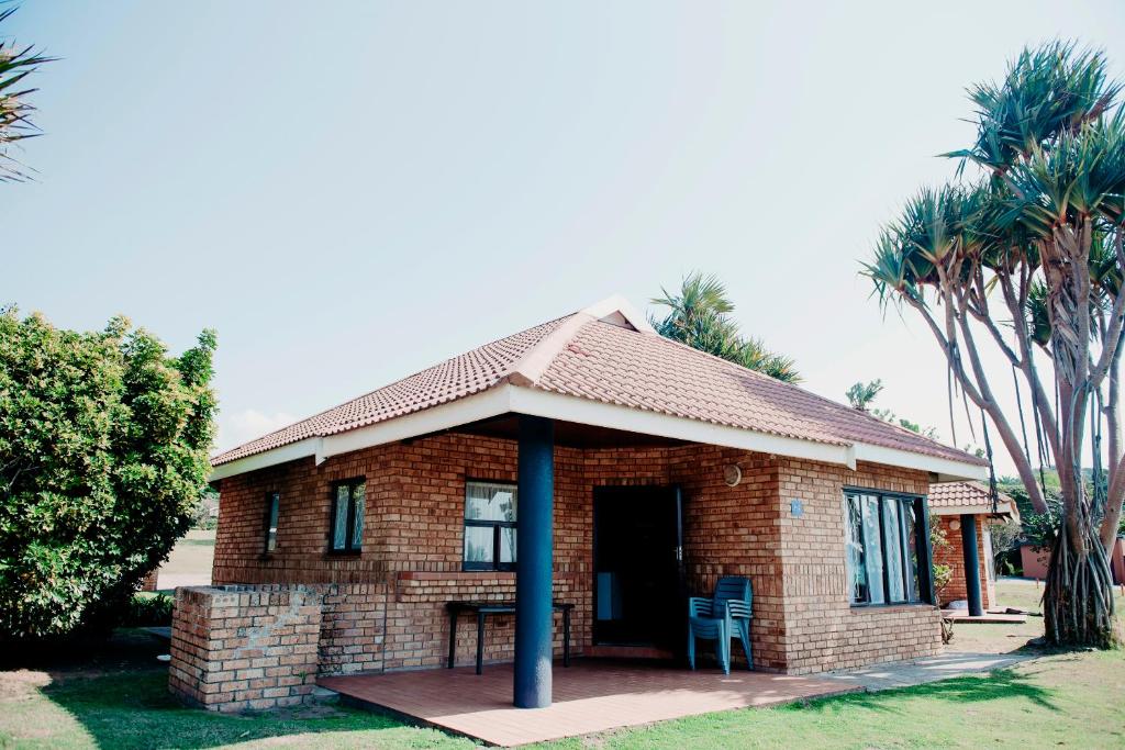 Port Edward Holiday Resort, Port Edward (updated prices 2025)