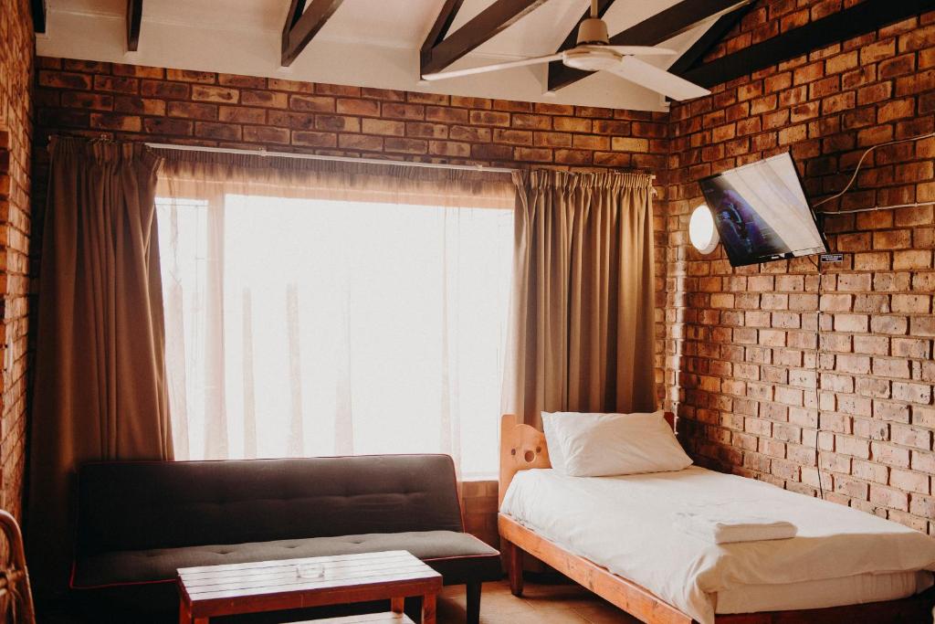 Port Edward Holiday Resort, Port Edward (updated prices 2025)