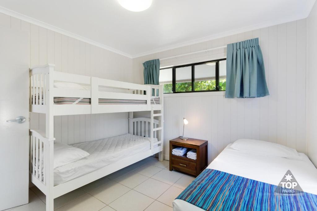 Cardwell Beachcomber Motel & Tourist Park, Cardwell (updated prices 2025)