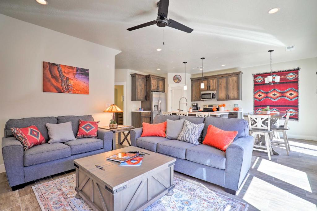 Townhome With Hot Tub, Close To Zion Natl Park! - Utah