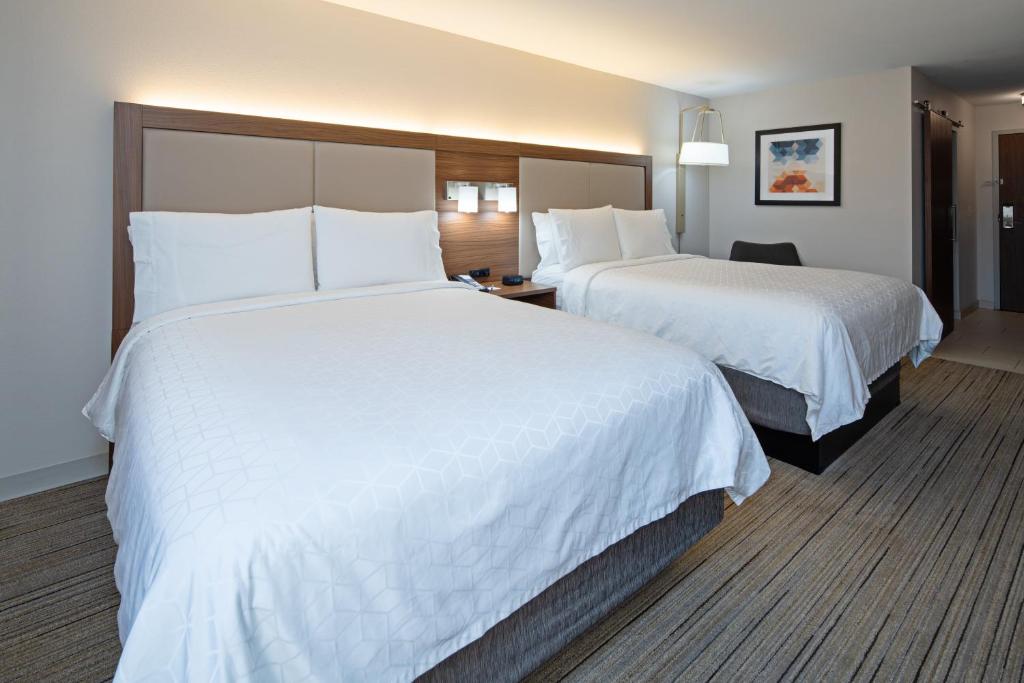 Holiday Inn Express Seattle - Sea-Tac Airport by IHG, SeaTac (updated ...