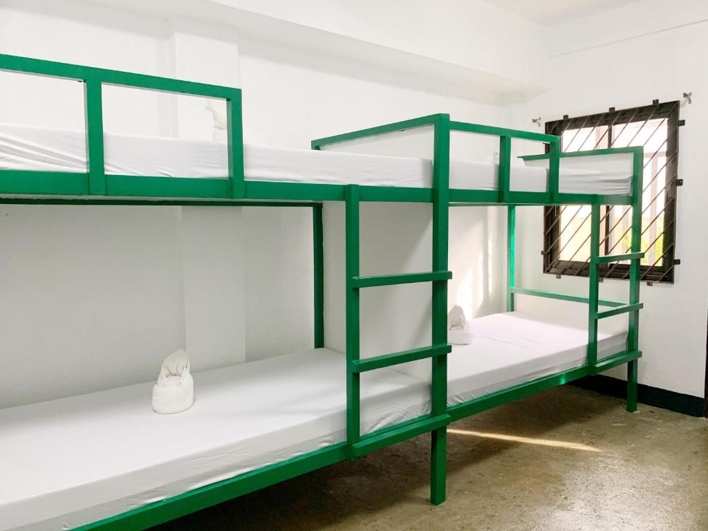 Highway to H Inn - New Wing - SuiteTrails