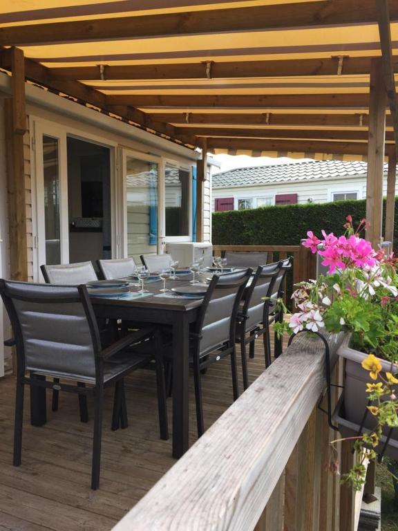 Mobil Home Cosy 40 M2, 3 Ch, 2 Salles D’eau, Clim - La Tremblade