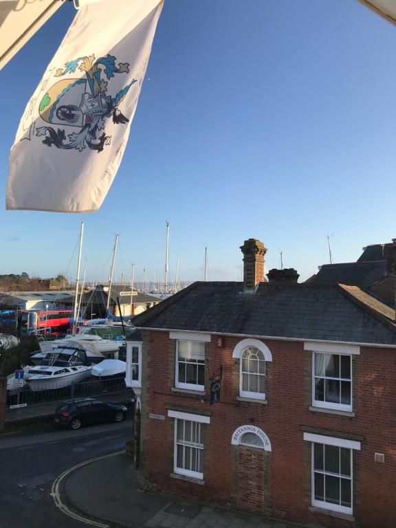 Britannia House, Lymington (updated prices 2025)