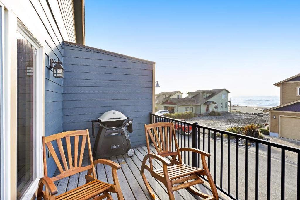 The Mermaid's Den, Gold Beach (updated prices 2025)