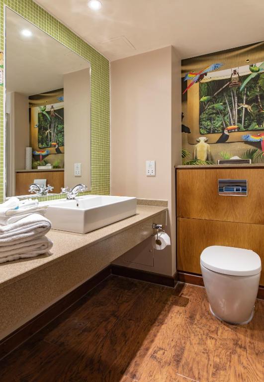 Chessington Safari Hotel, Chessington (updated prices 2025)