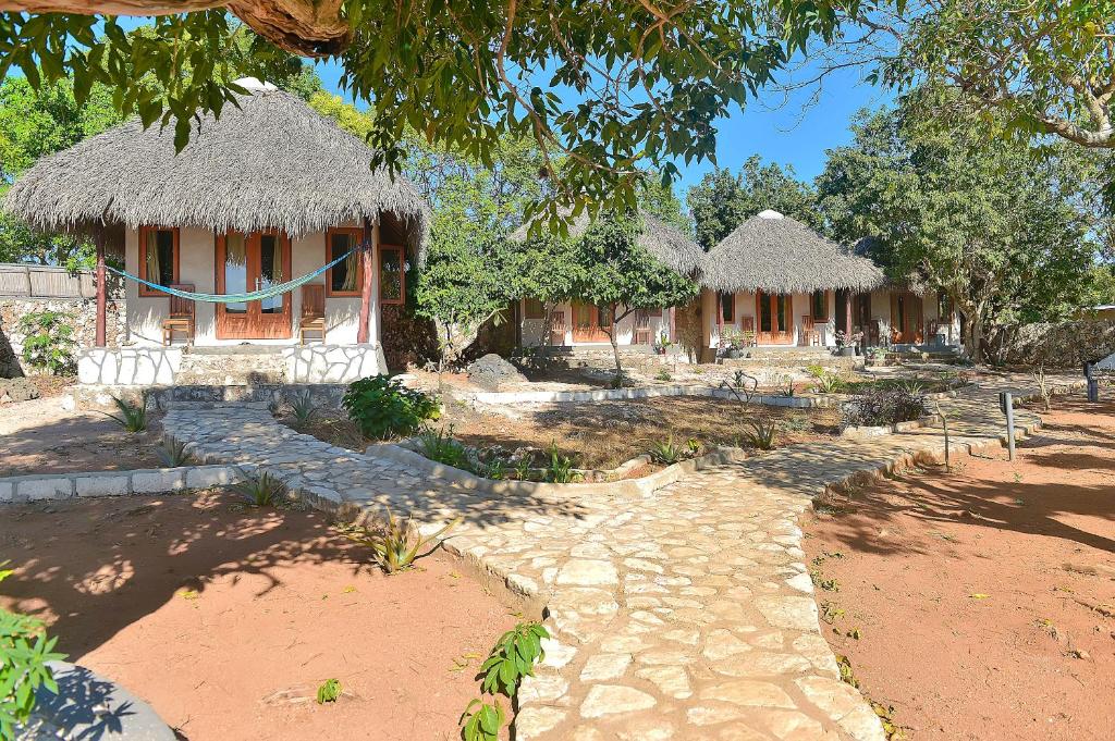 Mulia Bungalows, Nembrala (updated prices 2025)