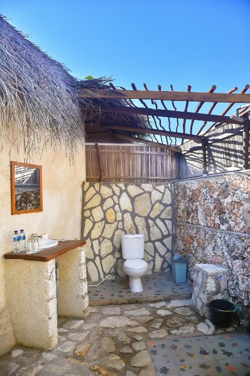 Mulia Bungalows, Nembrala (updated prices 2025)