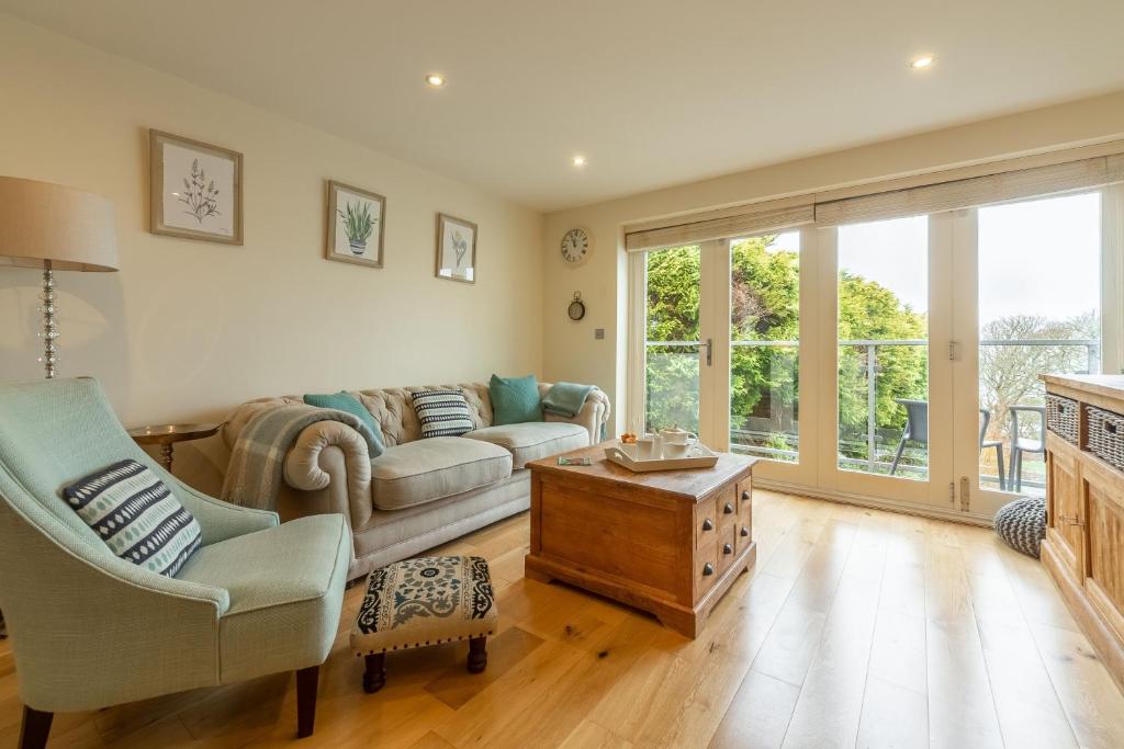 6 Sandy Lane, Carbis Bay (updated prices 2026)