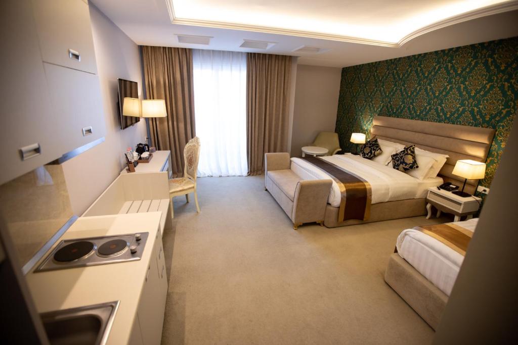 Grand Blue Fafa Resort & SPA, Golem (updated prices 2025)