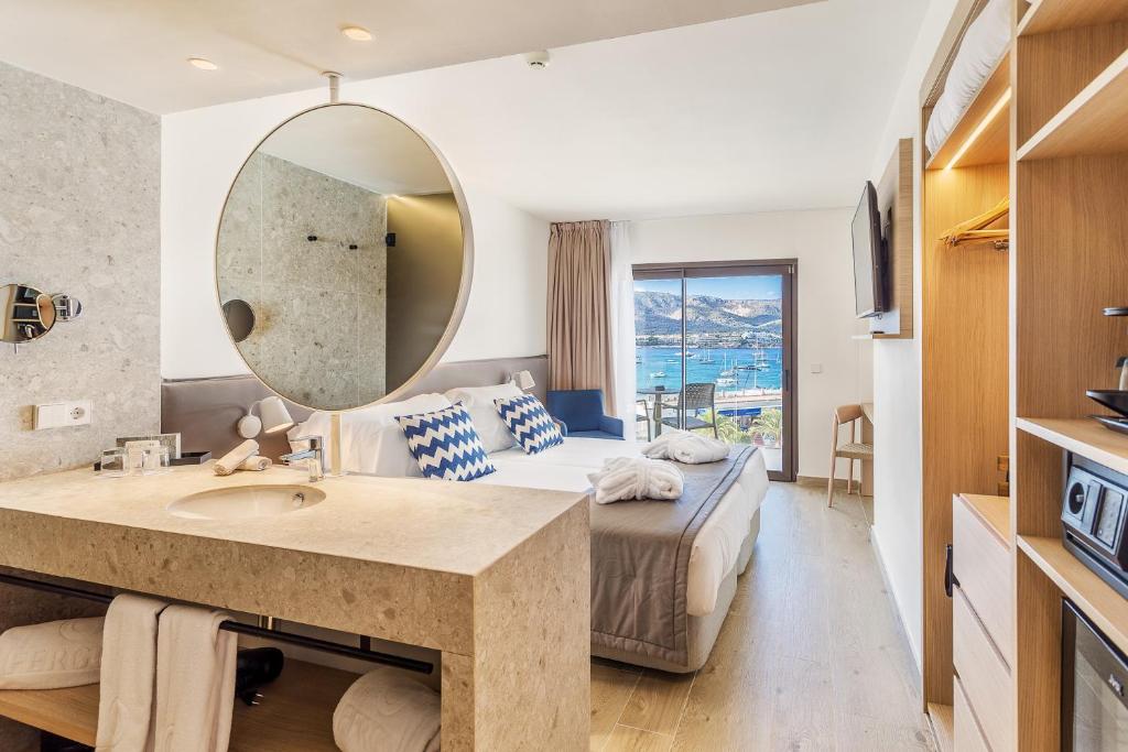 FERGUS Style Tobago - Adults Only, Palmanova – Updated 2023 Prices