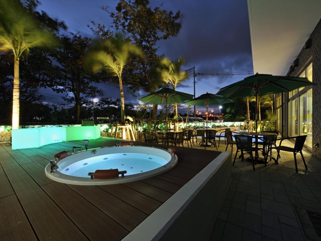 Green Rich Hotel Okinawa Nago (Artificial hot spring Futamata Yunohana ...