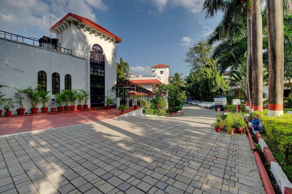 Khanvel Resort, Silvassa (updated prices 2025)