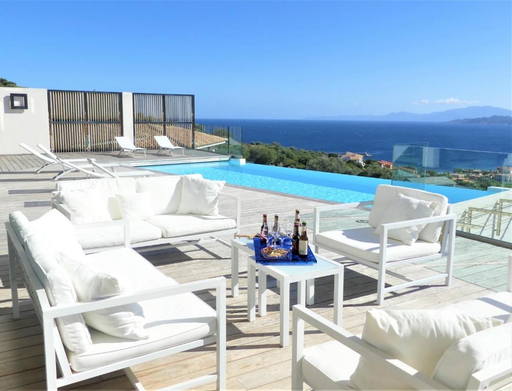 Villa U Casone In Ile-rousse - Corsica