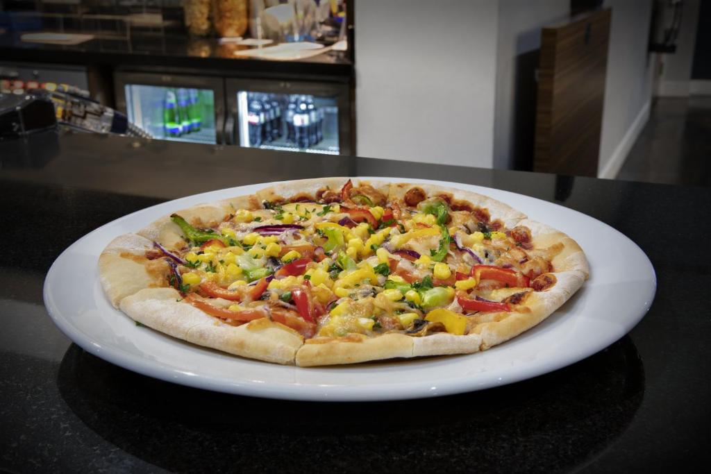 Holiday Inn Express London Heathrow T5 by IHG, Slough (updated prices 2025)