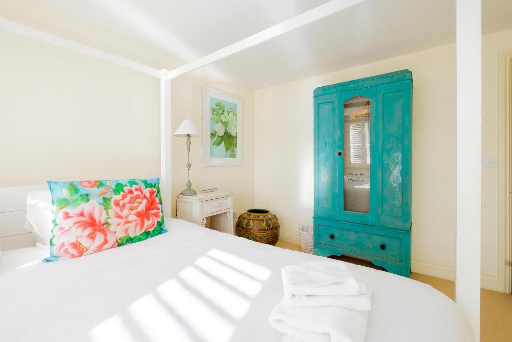 Shell Cottage in Aldeburgh - Traveleto