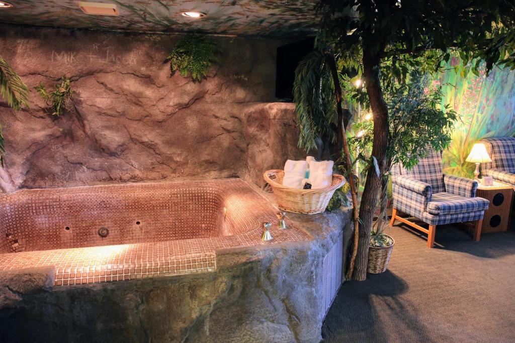 Don Q Inn, Dodgeville (updated prices 2025)