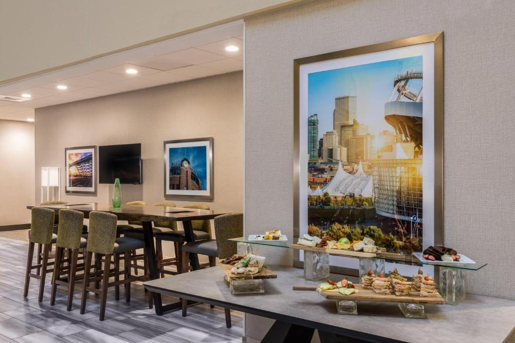 Holiday Inn Denver East by IHG, Denver (updated prices 2025)
