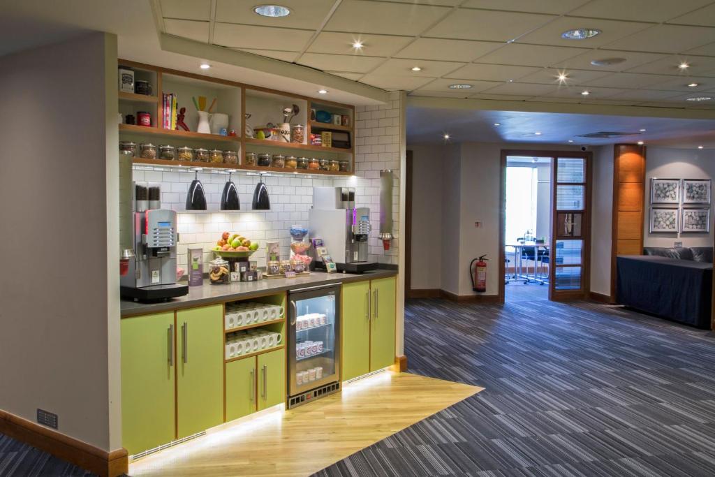 Holiday Inn Guildford by IHG, Guildford (updated prices 2025)