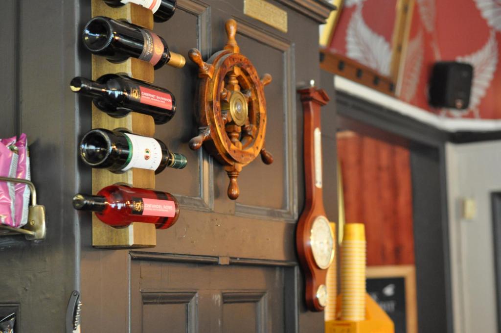 The Ship Inn, London (updated prices 2025)