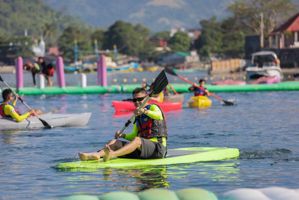 Whiterock Beach Hotel and Waterpark, Subic (updated prices 2025)