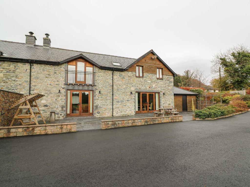 Yr Hen Ty Coets, Talybont (updated prices 2025)