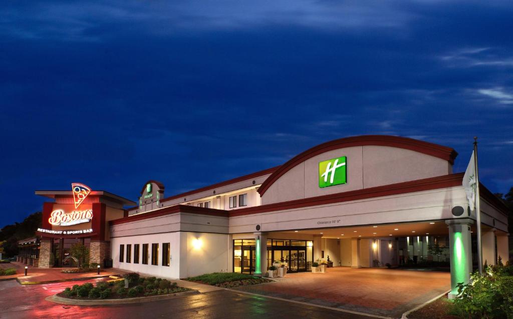 Holiday Inn Little Rock-Airport-Conference Center by IHG, Little Rock ...